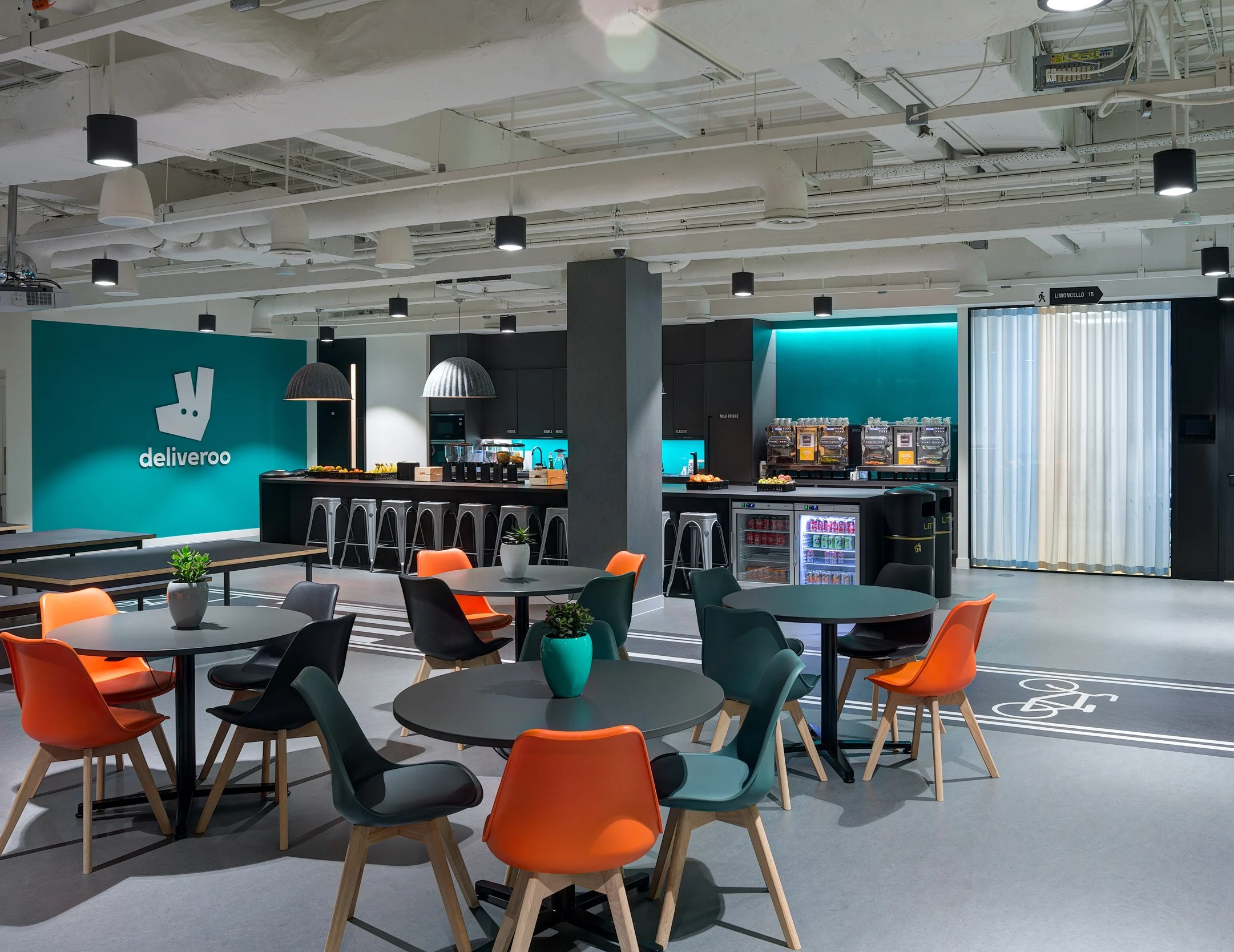 Modus Fit-Out Deliveroo's London Headquarters - Workplace Futures Group
